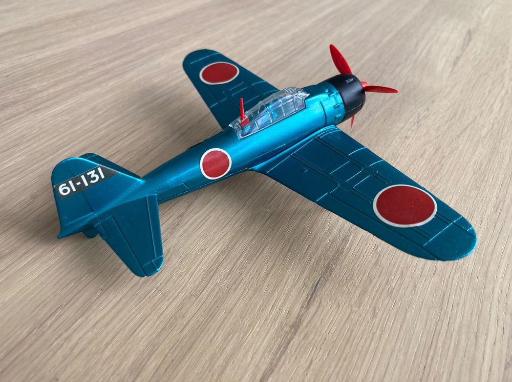 Dinky Toys Fugzeug A6M5 ZERO-SEN (Gebraucht) in Zürich für CHF 65 – mit ...