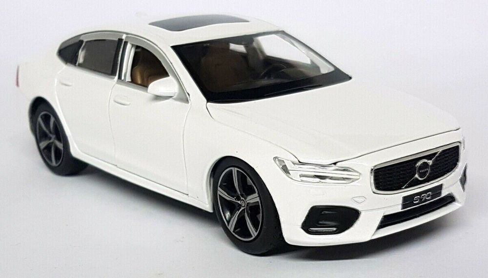 Volvo S90 II Phase I 2017-2021 weiss 1:32 von Tayumo | Kaufen auf Ricardo