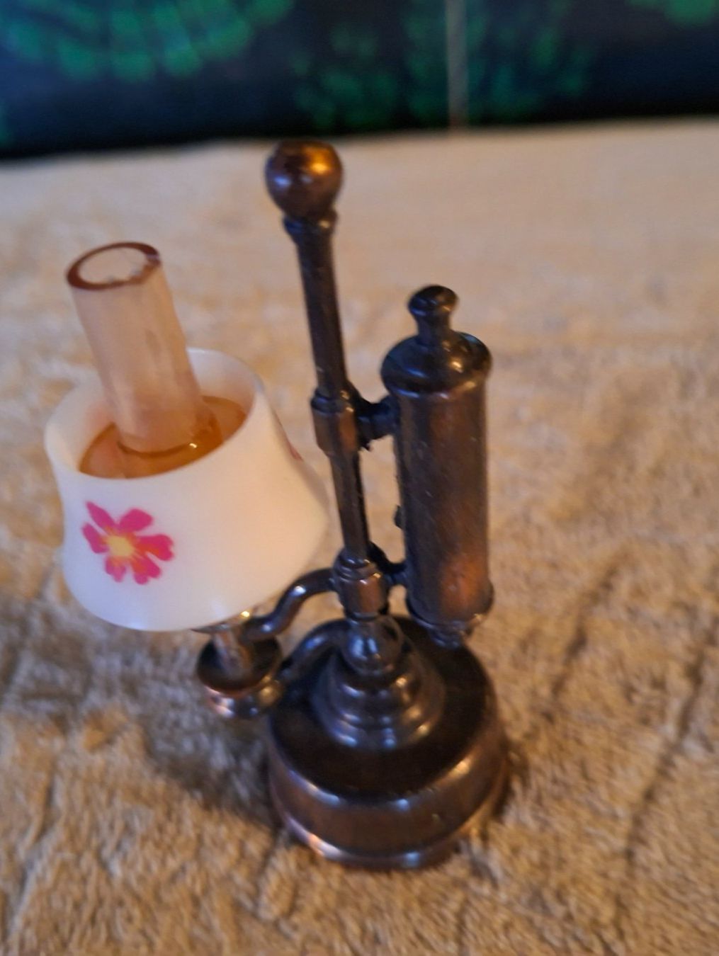 Älterer Lampen-Spitzer aus Metall auch fürs Puppenhaus (Neu (gemäss ...