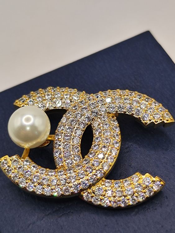 Chanel Brosch/Anhänger vergoldet Perle Zirkonia Italy 11,2gr | Kaufen ...