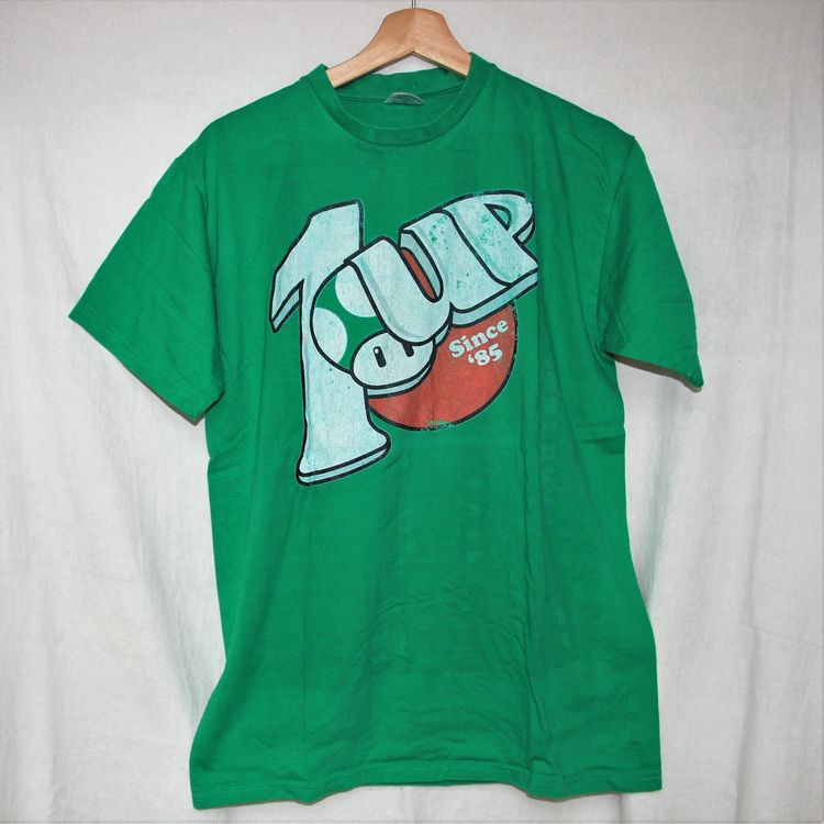 Super Mario 1UP T-Shirt M (Gebraucht) in Ermatingen für CHF 10 – mit ...