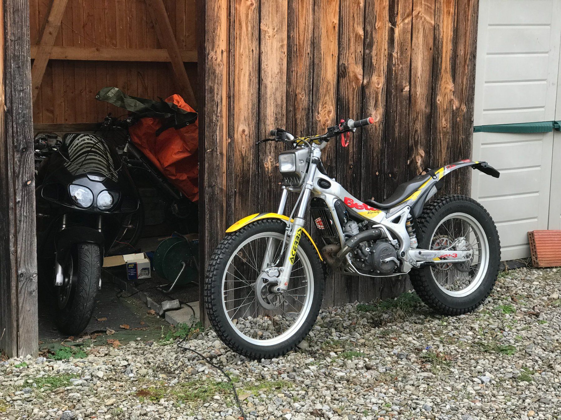 Trial Motorrad Mit Strassenzulassung