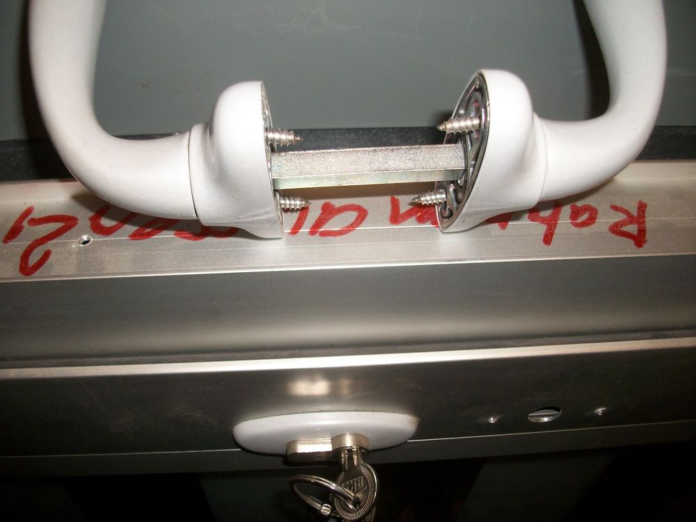 Alutüre aus Ausstellung RAM 220 x 90 cm Din rechts 45 mm (Neu (gemäss ...