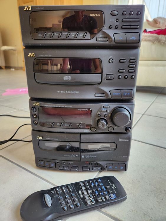JVC CA - S700R Radio, CD, Doppel-Kassettendeck 145W Leistung (Gebraucht) in Frasnacht für CHF 38 ...