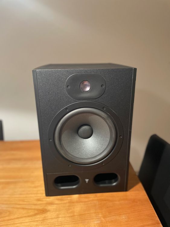2x Focal Alpha 80 Studiomonitor + Controller | Kaufen auf Ricardo