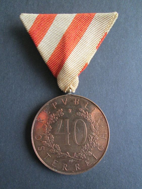 Ehrenmedaille, 40 Jährige Treue Dienste, 1927-1934 | Kaufen auf Ricardo