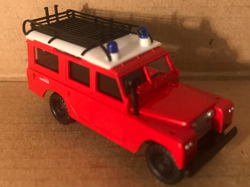 Roco Land Rover Feuerwehr (Gebraucht) in Luzern für CHF 5 – mit ...