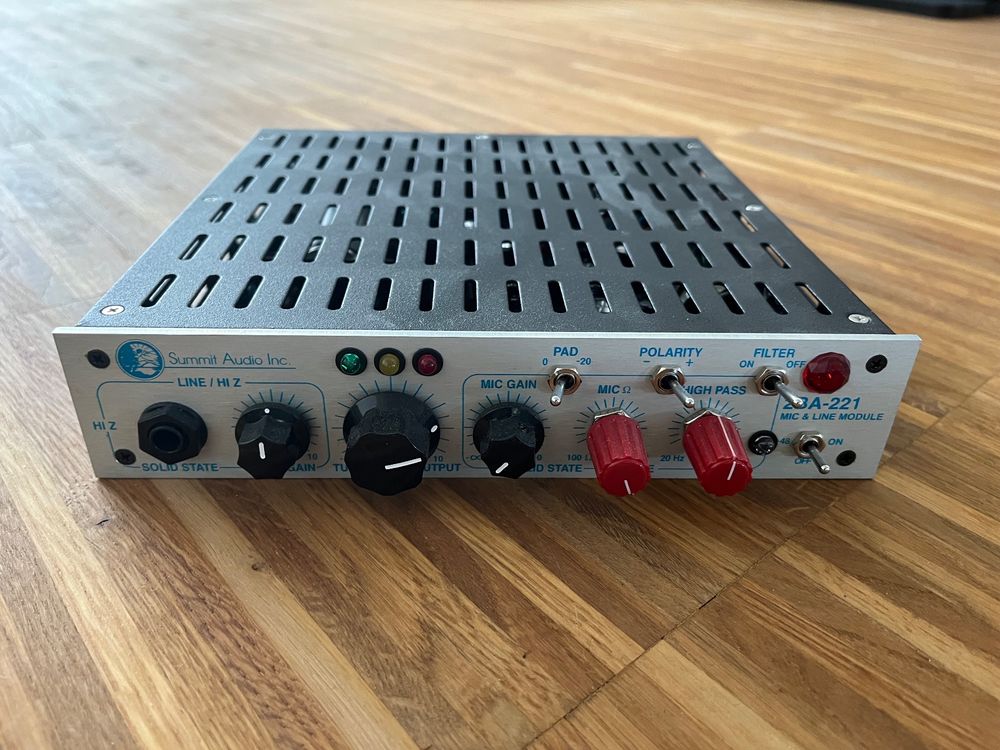 Mic/Line-Röhrenpreamp Summit Audio 2BA 221 | Kaufen auf Ricardo