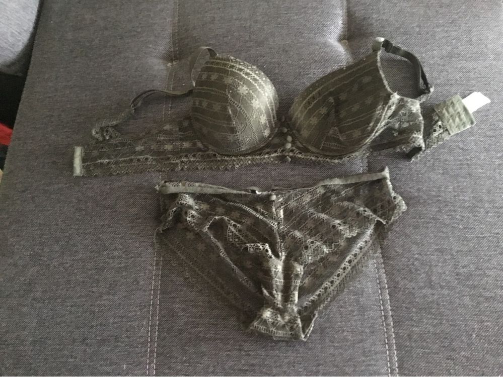 Set BH Gr 85 C Hosen Gr XL (Neu (gemäss Beschreibung)) in Endingen für CHF 8 – mit Lieferung auf ...