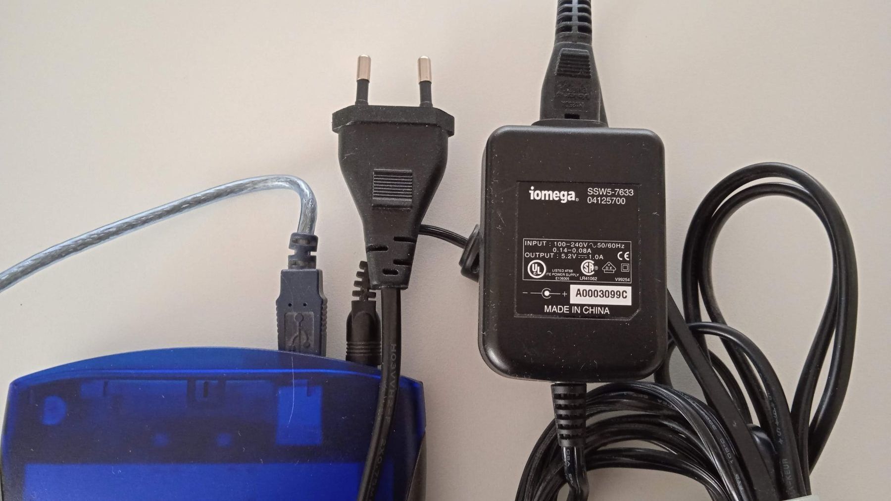 Externer Iomega Zip 250 Drive USB - funktioniert, mit Disks! (Gebraucht ...