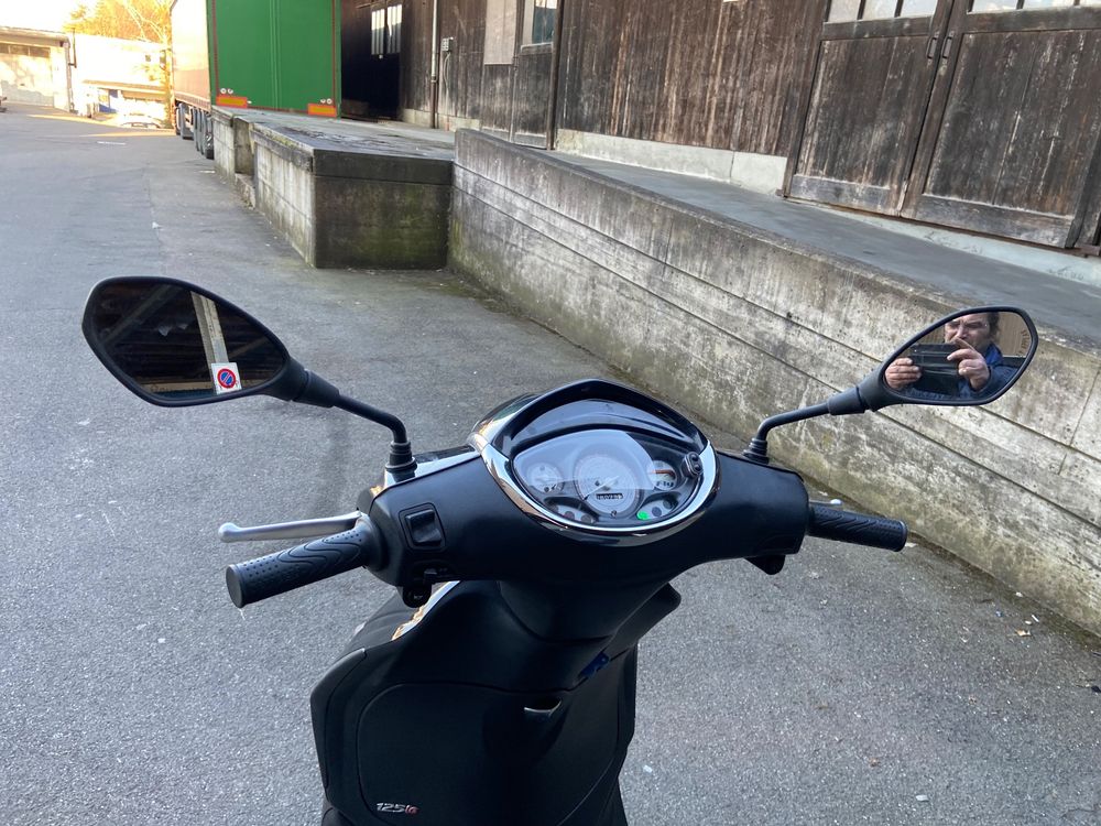 Piaggio Vespa Fly mit 6000 km | Kaufen auf Ricardo