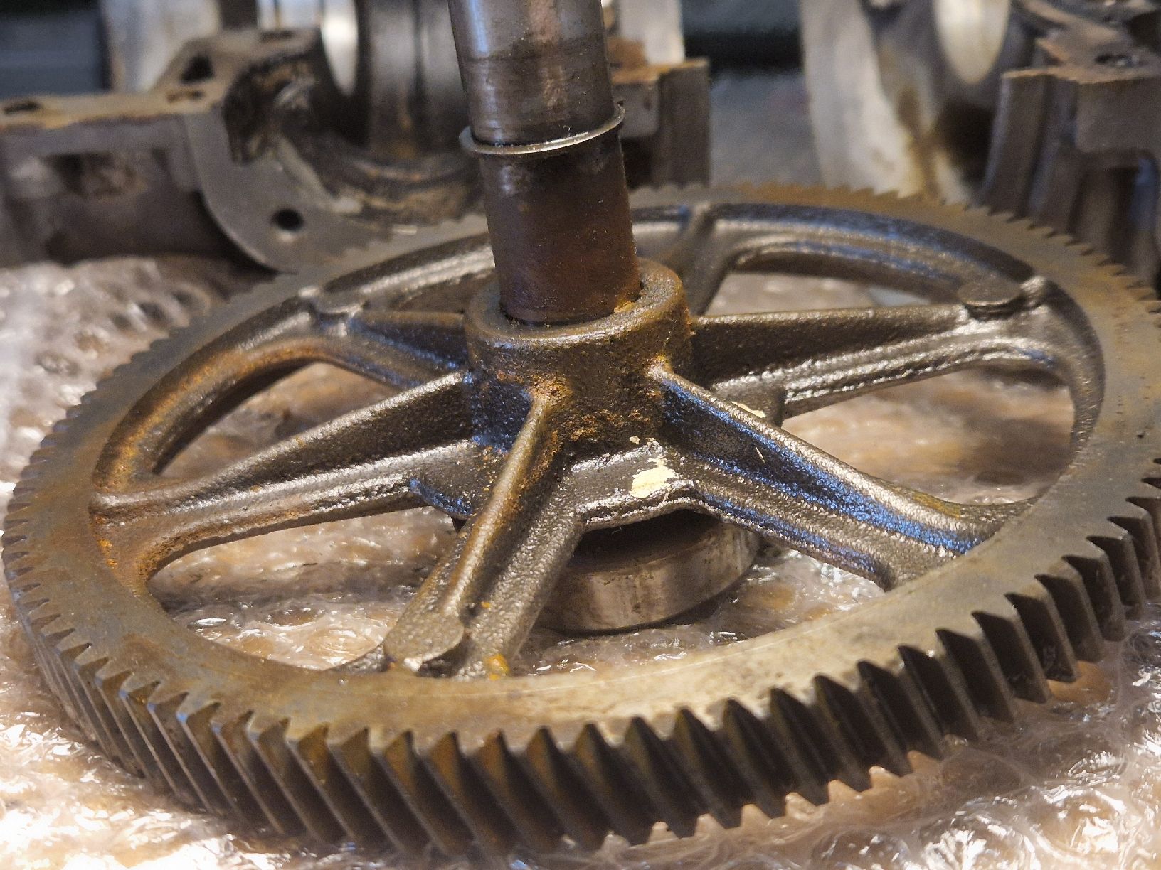 Motore 4 cuscinetti E50 Puch maxi con varie parti (Usato) a Breno per ...