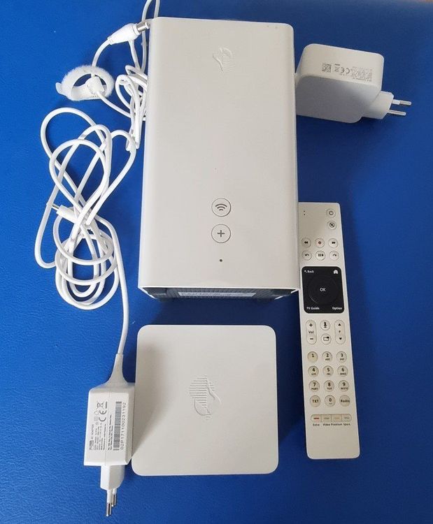 swisscom wlan box mit tv box (Gebraucht) in Bergdietikon für CHF 50 ...