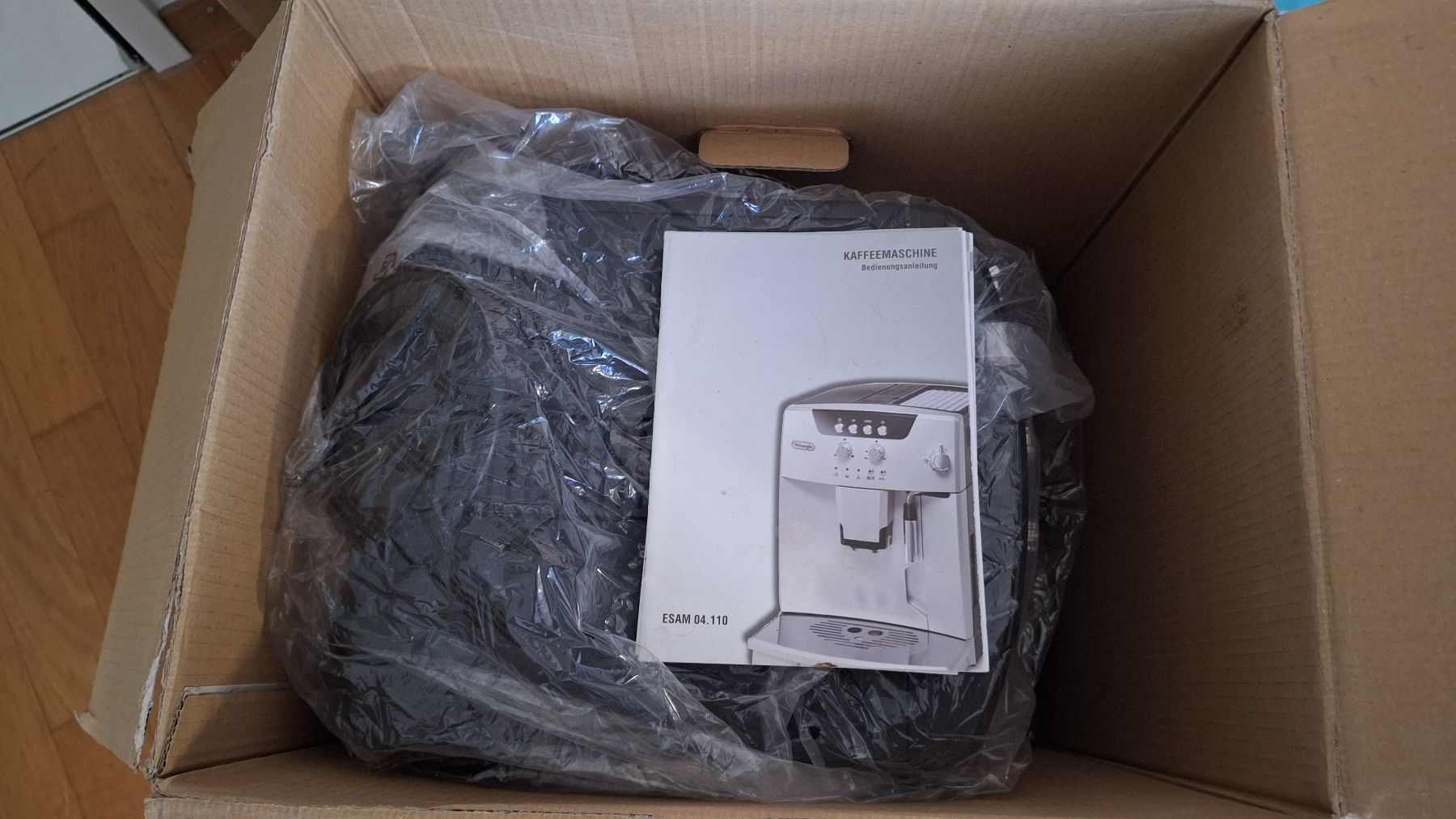 Kaffe Vollautomat DeLonghi ESAM 04.110 (Gebraucht) in Langenthal für ...
