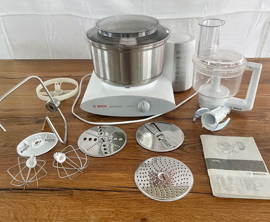 Bosch Universal Plus Küchenmaschine MUM6N, viel Zubehör! (Gebraucht) in ...