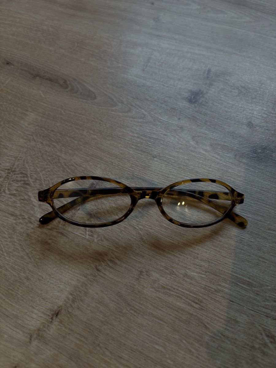 lunettes style miumiu, couleur léopard (Neuf avec emballage d'origine ...