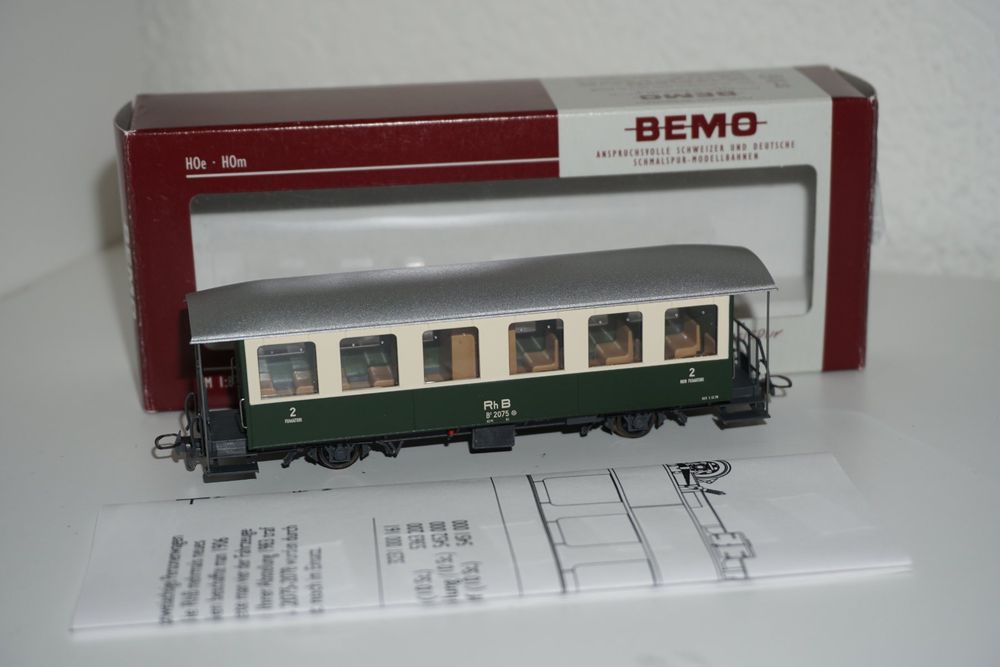 BEMO 3231 115 - RhB B 2075 grün/beige Zweiachser H0m (Gebraucht) in ...