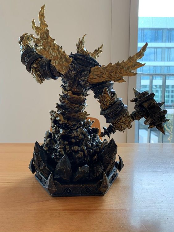 World of Warcraft Ragnaros Statue (Gebraucht) in Winterthur für CHF 66 ...