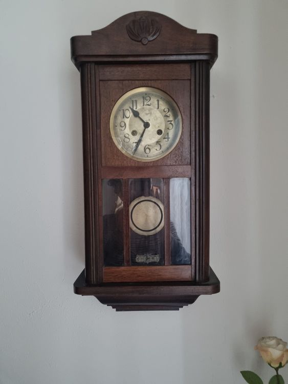 Antike Wanduhr mit Pendel, Holz, Vintage Uhr, Deko (Gebraucht) in Sennhof / Winterthur für CHF ...