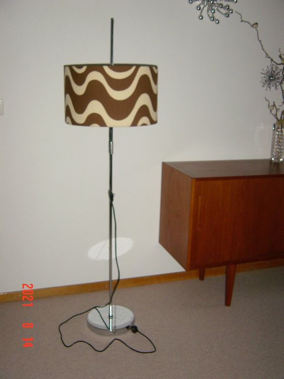 Vintage Stehlampe (Gebraucht) in Wil SG für CHF 300 – nur Abholung auf Ricardo kaufen