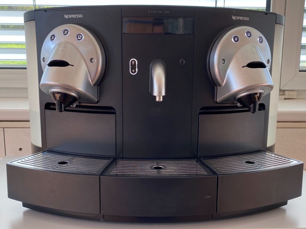 Nespresso Professional CS203 | Acheter sur Ricardo