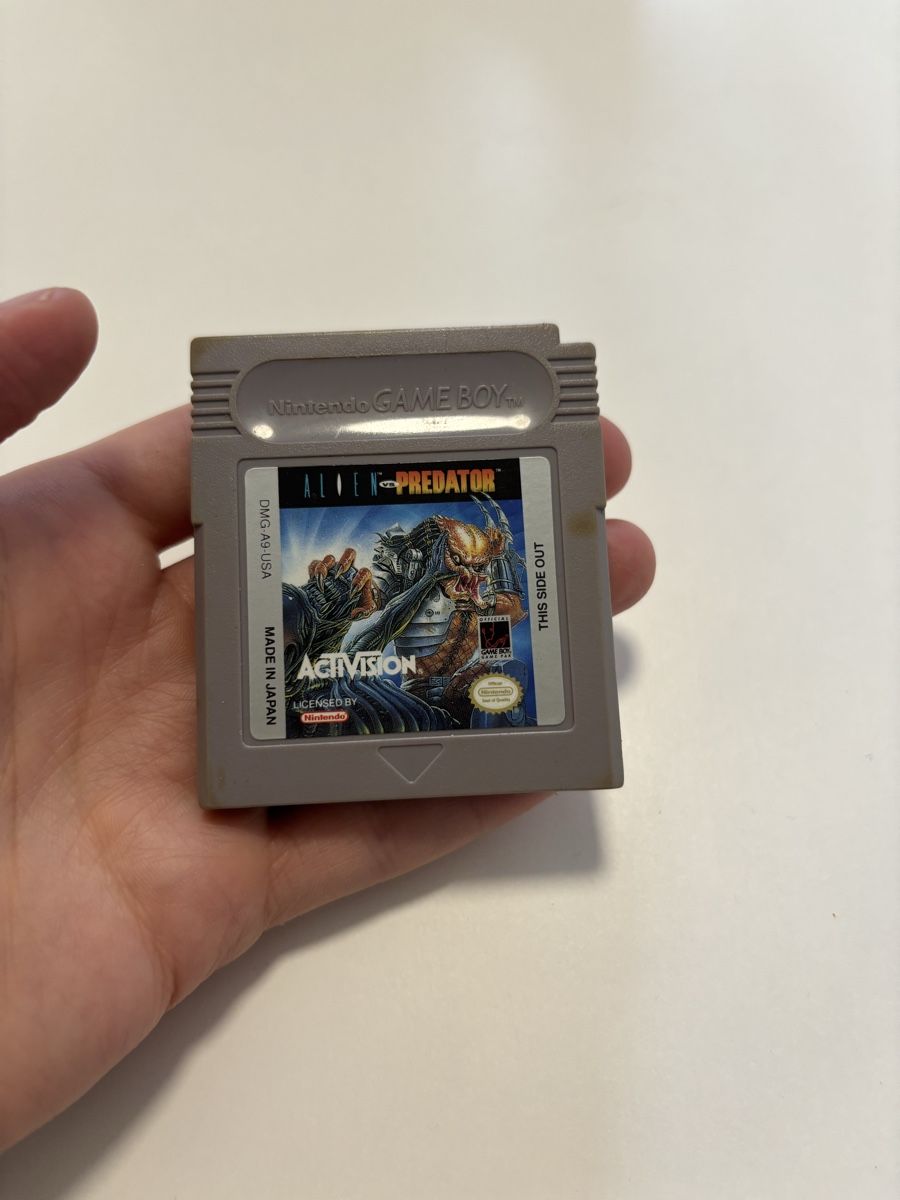 Jeu Game Boy: Alien vs Predator. (Gebraucht) in La Chaux-de-Fonds für ...