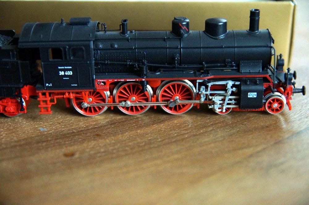 Trix 2409 - DR Baureihe 38 403 (Gebraucht) in Schönenwerd für CHF 68 ...