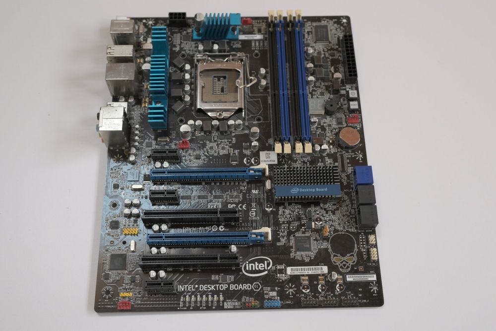 Motherboart Intel DP67BG (Gebraucht) in Säriswil für CHF 1 – mit ...
