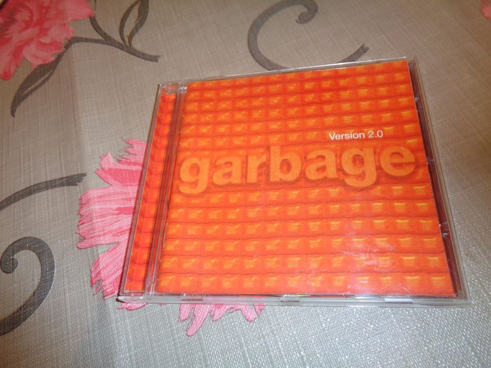 Garbage - Version 2.0 CD (Gebraucht) in Olten für CHF 3 – mit Lieferung ...