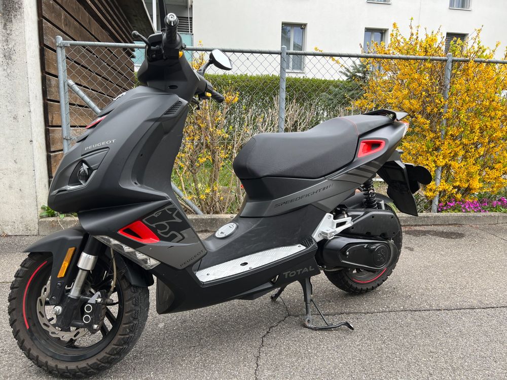 Amazing HD Photos about  Roller 50ccm Test  with NO AI Images