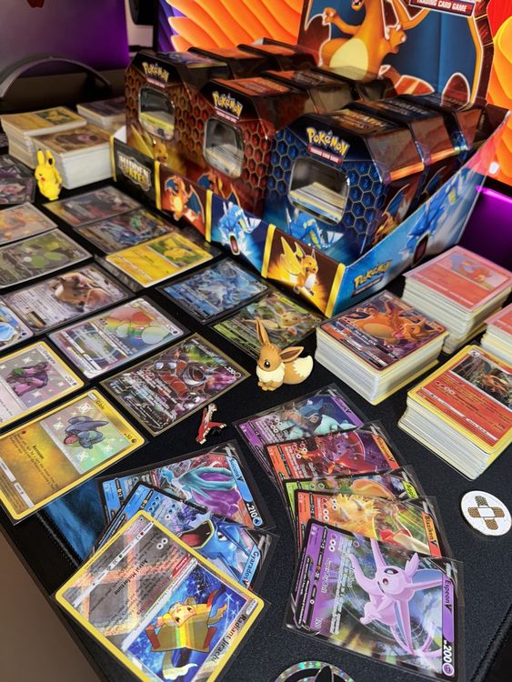Charizard XXL Pokemon Sammlung (Gebraucht) in Aesch BL für CHF 102 ...