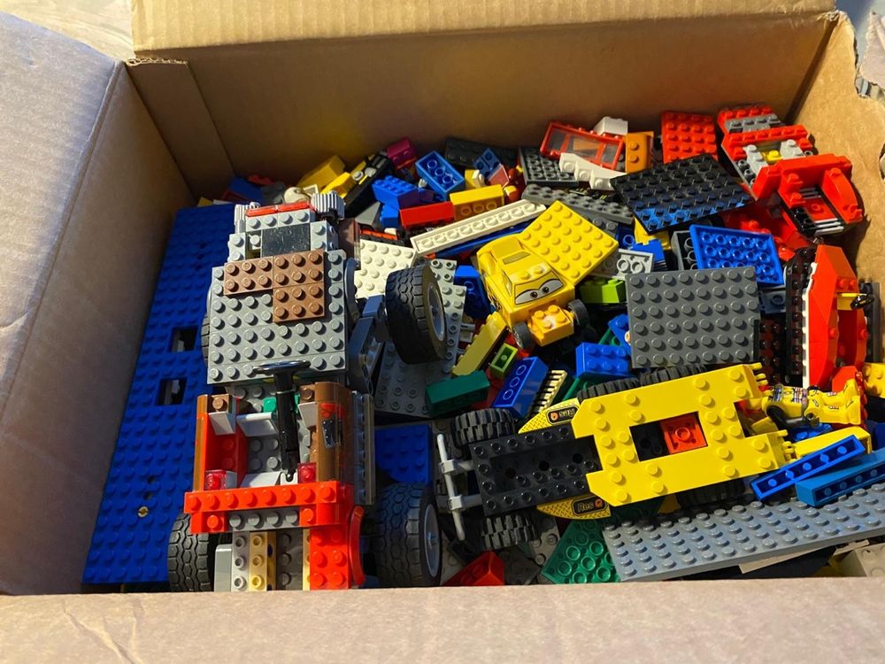 4.4kg Legosteine Platten und Figuren (Gebraucht) in Effretikon für CHF ...