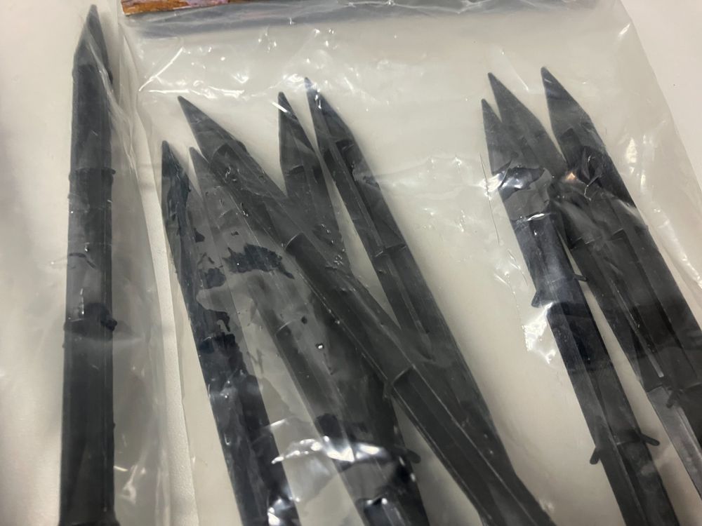 2 Pack je 8St. Redclifs Camping Erdnägel NEU ab 1.-Fr (Neu (gemäss Beschreibung)) in Krinau für ...