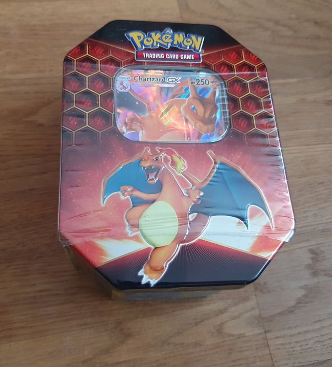 NEU Pokemon Hidden Fates Charizard Tin Box (Neu und originalverpackt ...