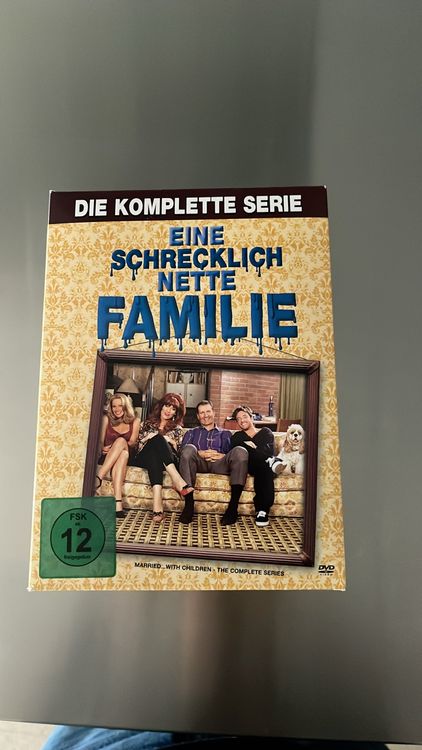 Eine schrecklich nette Familie - Die komplette Serie DVD Box | Kaufen auf Ricardo