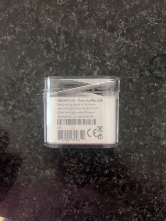 iPod Shuffle 4. Generation (2 GB) – Originalverpackt & top Z (Gebraucht ...
