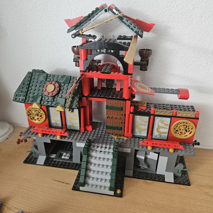 Lego Ninjago Tempel - Set 70728- für Sammler! (Gebraucht) in Laupen ZH ...