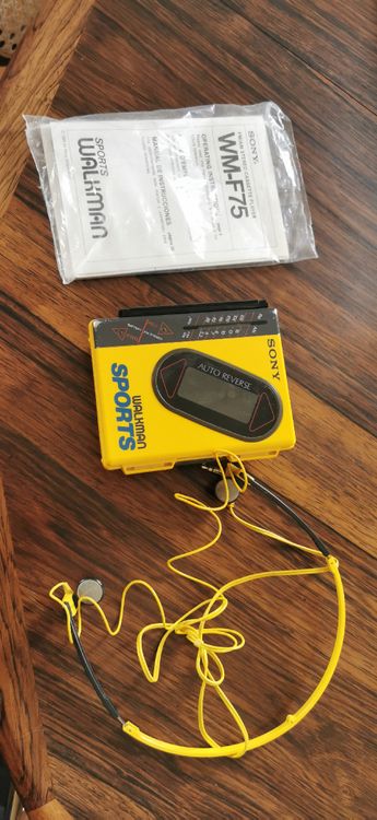 Sony Walkman Sports FM/AM Stereo Cassette Player Dolby NR WM (Gebraucht ...