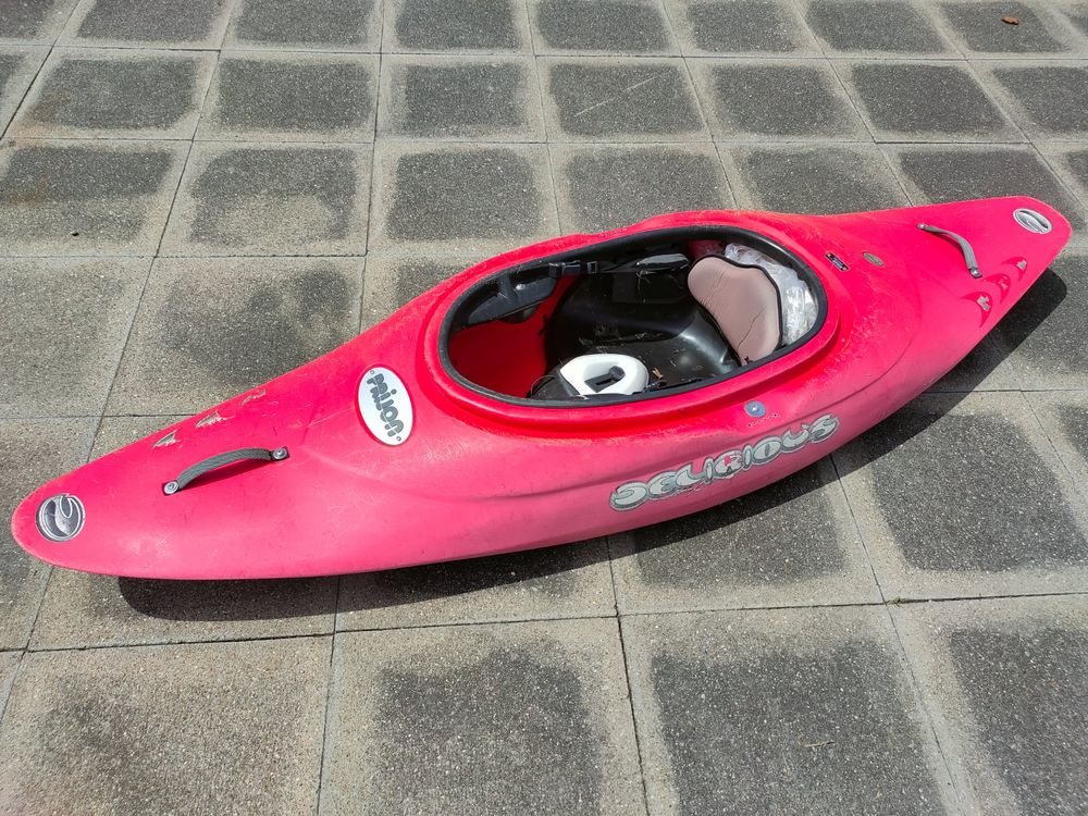 Prijon Wildwasser Kajak (Gebraucht) in Bönigen für CHF 40 – nur ...