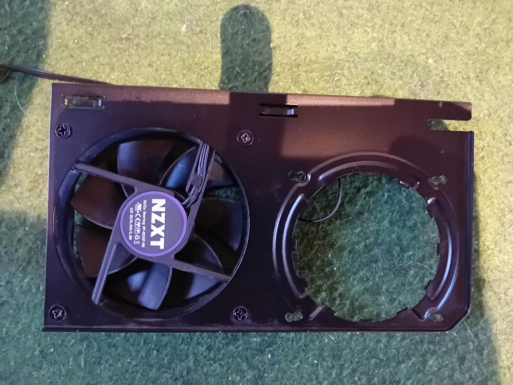 NZXT KRAKEN G12 GPU Mounting Bracket (Gebraucht) in Bachenbülach für ...
