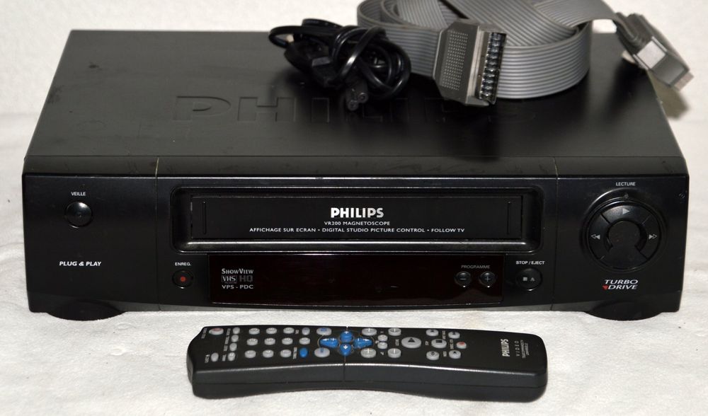 Videorecorder VHS Philips VR200A magnétoscope (Gebraucht) in Collonges für CHF 90 – mit ...