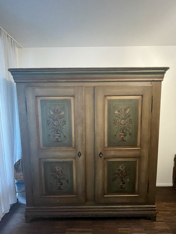 Wunderschãne Alter Schrank Zu Verschenken Ebenbild