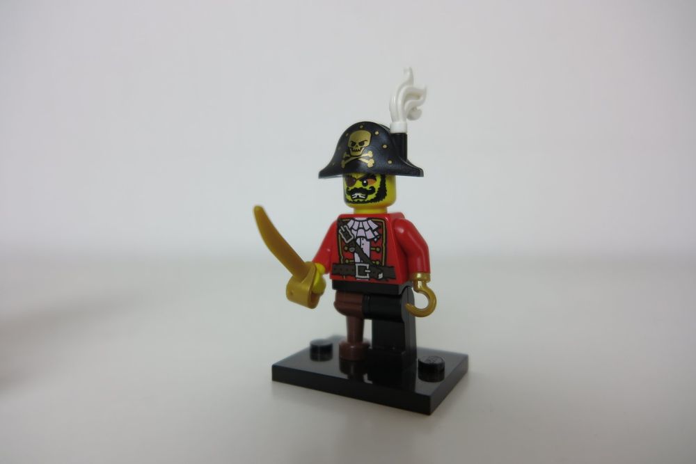 LEGO Minifigur CMF Serie 8 Piratenkapitän | Kaufen auf Ricardo