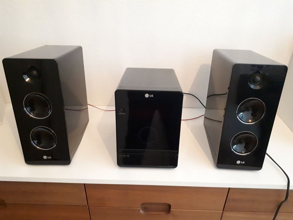 LG FA-162 MICRO-STEREOANLAGE (Gebraucht) in Basel für CHF 1 – nur ...