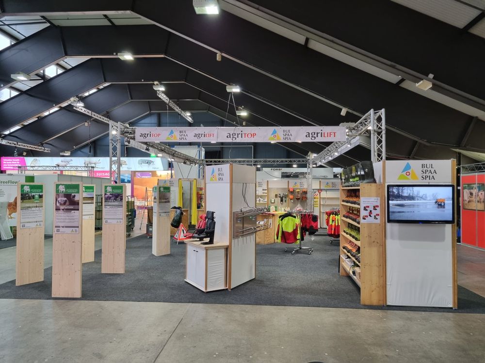 Litestructures Messestand mit div. 3 Punkt Traversen (Gebraucht) in ...