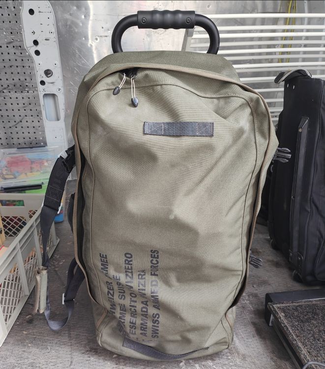 Schweizer armee Rollkoffer (Gebraucht) in Rünenberg für CHF 99 – mit ...