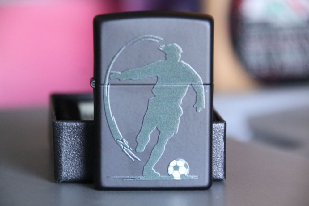 Zippo Football | Kaufen auf Ricardo