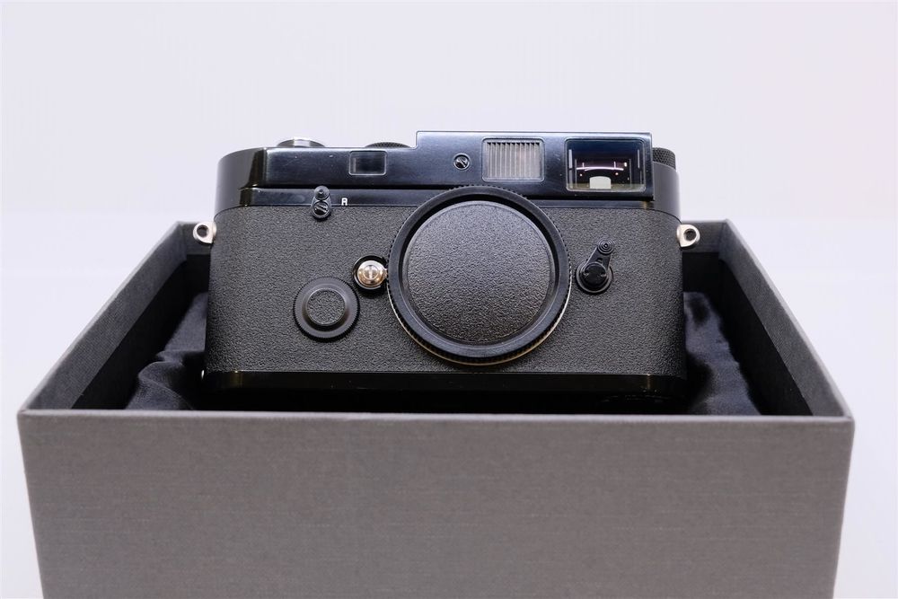 Leica MP schwarz lackiert in Leica Box (Gebraucht) in Luzern für CHF ...