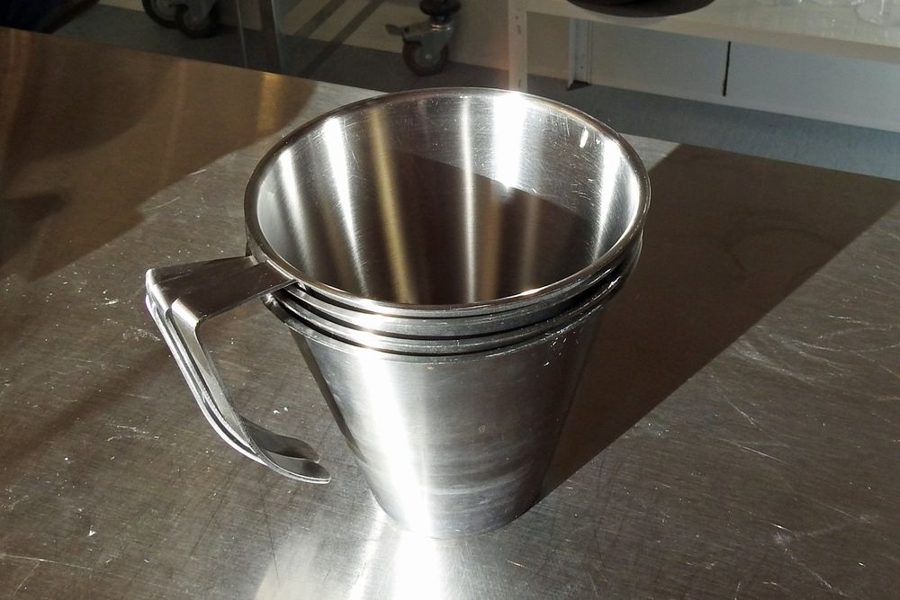 4 Messbecher Edelstahl 2l Konisch IKEA (Gebraucht) in Wittenbach für ...