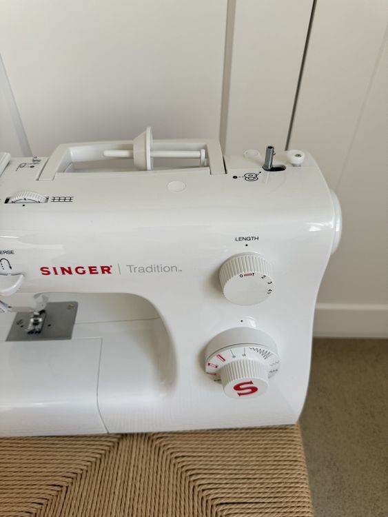 Singer Tradition Sewing Machine (Neu (gemäss Beschreibung)) in Zürich ...